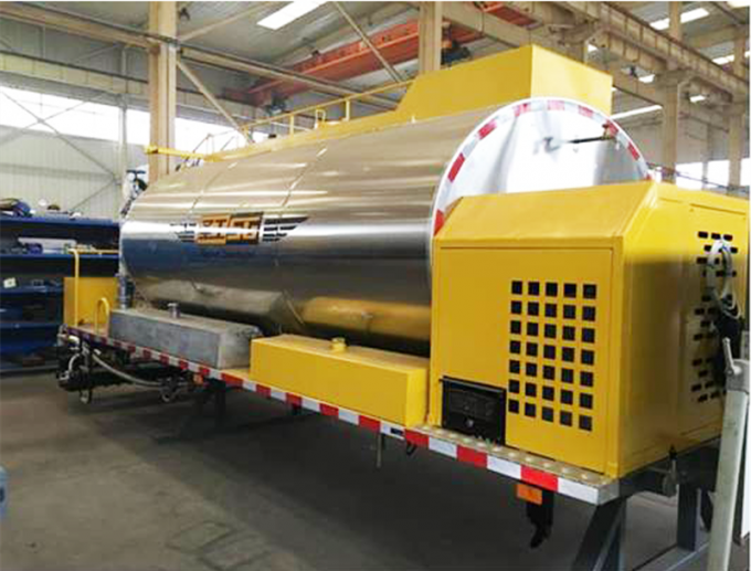 8000 Liter Asphalt Construction Equipment Bitumen Distributor Truck ...