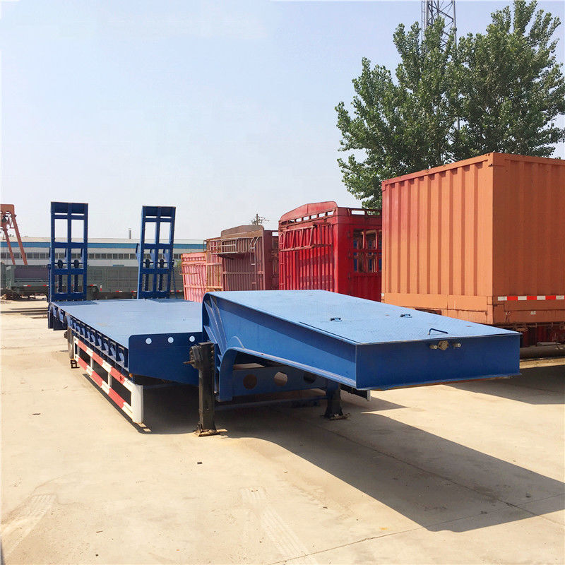 Tri - Axle Heavy Duty Lowboy Semi Truck Trailer With 13 Tons Fuwa / BPW ...