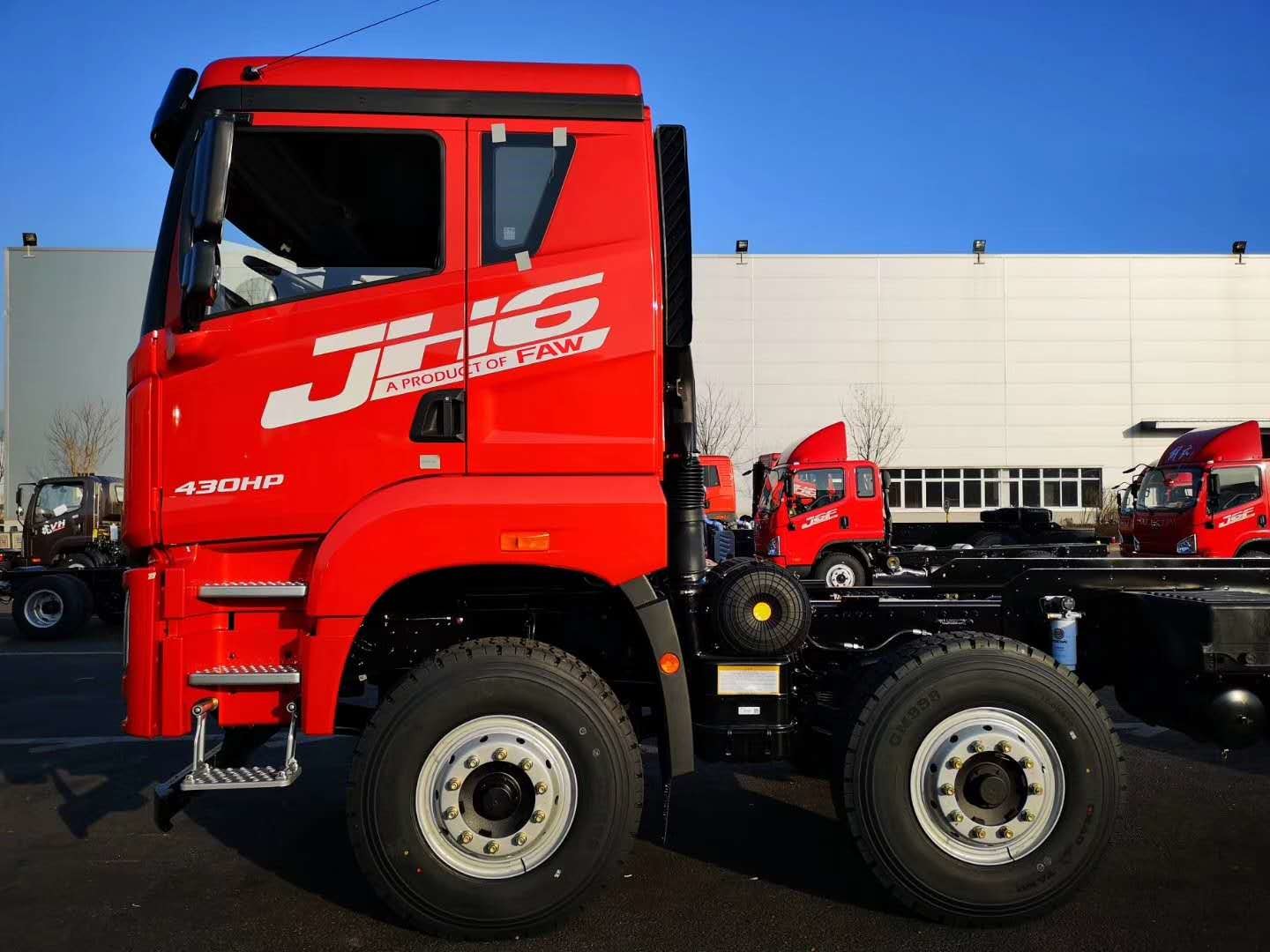 FAW JIEFANG JH6 6x4 Trailer Truck Head 10 Wheels For Transportation