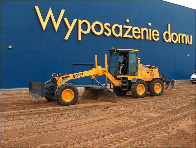 135HP Motor Grader Scarifier GR135 With Blade And Ripper 8015*2380*3050mm